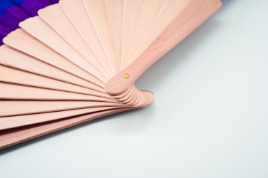 Vikerkaarekujuline puidust käsiventilaator | Logotrade